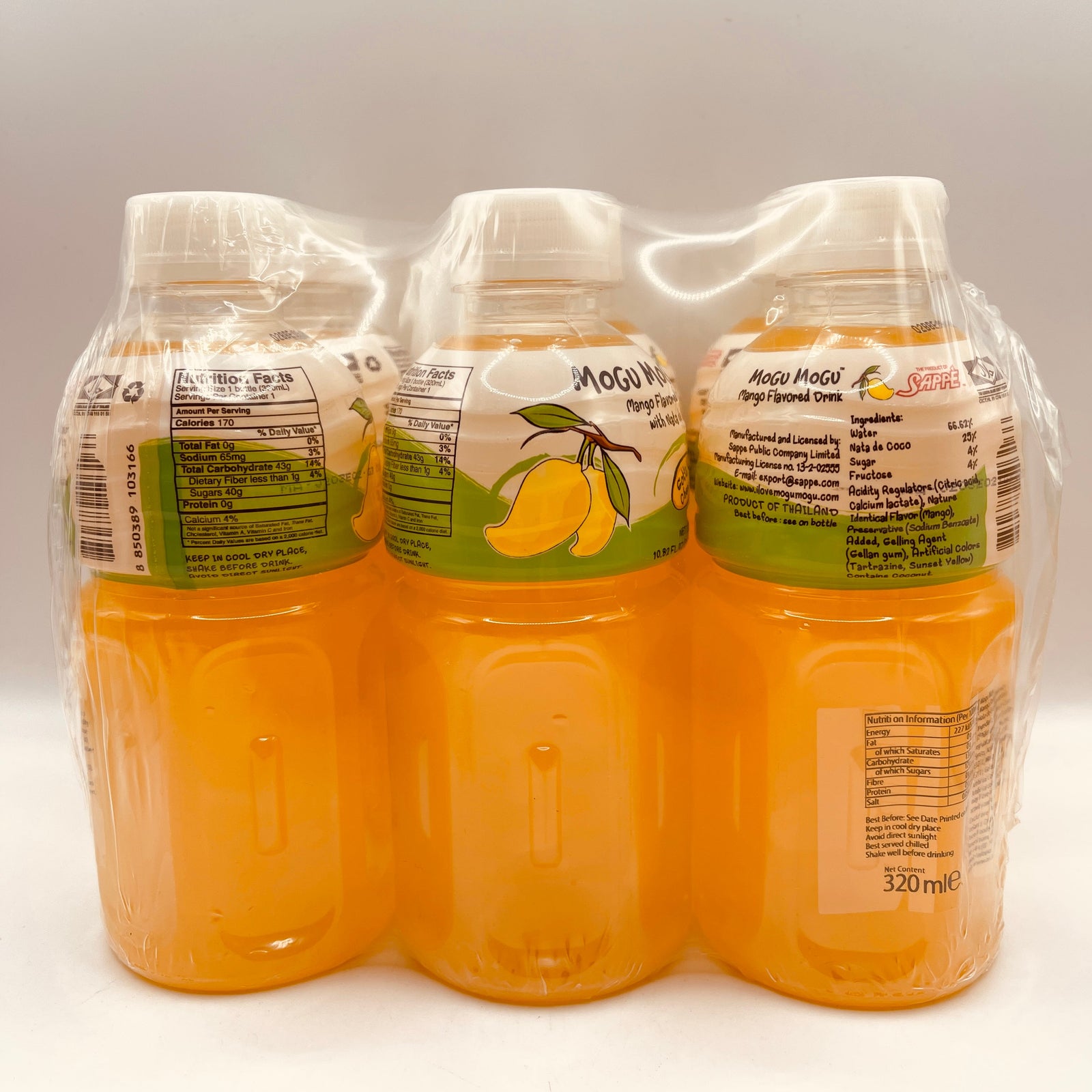 Mogu Mogu Mango flavoured Drink with NATA de Coco (Gotta Chew) 320ml